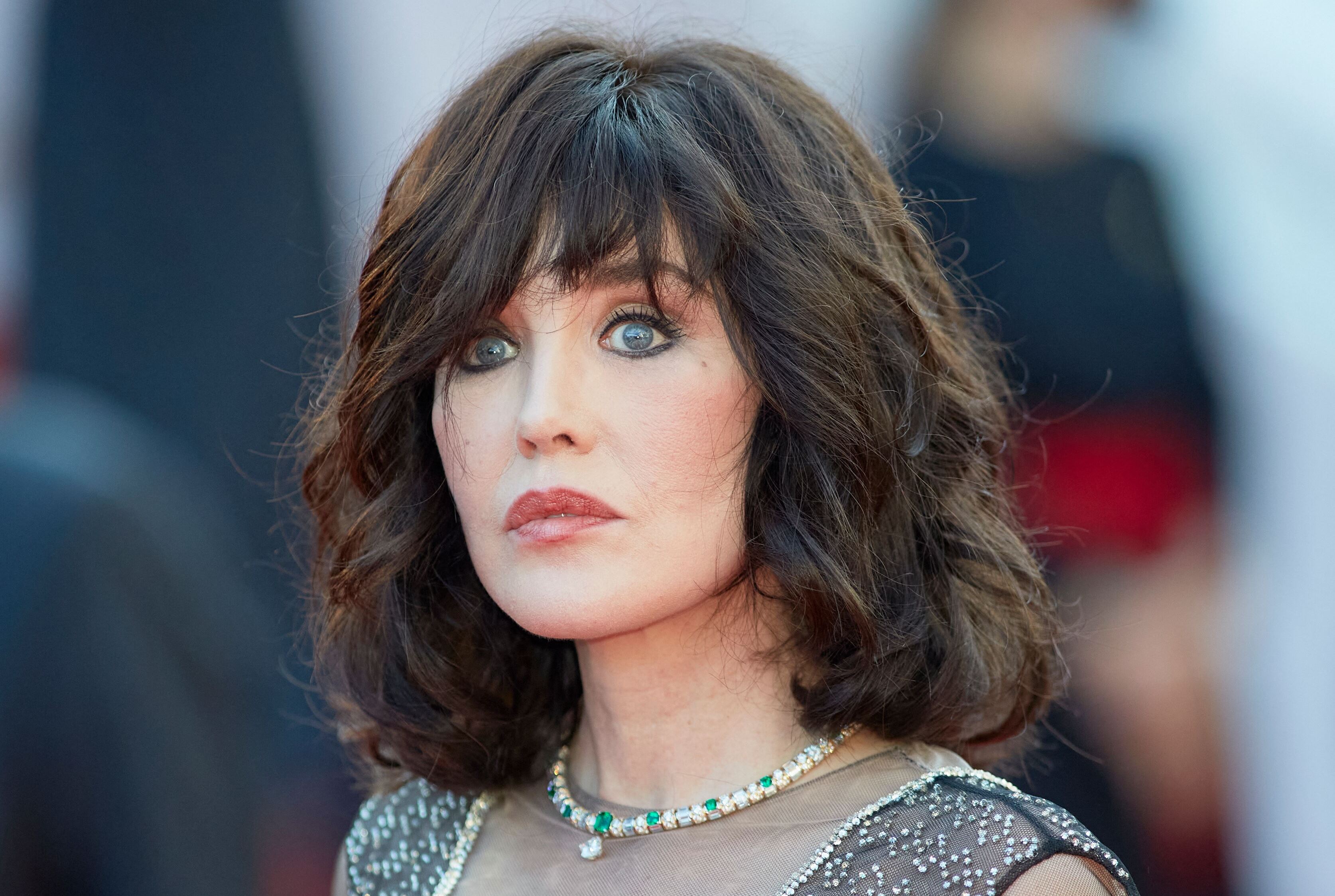 Η Ιζαμπέλ Αντζανί στο εδώλιο για φοροδιαφυγή - Usay.gr